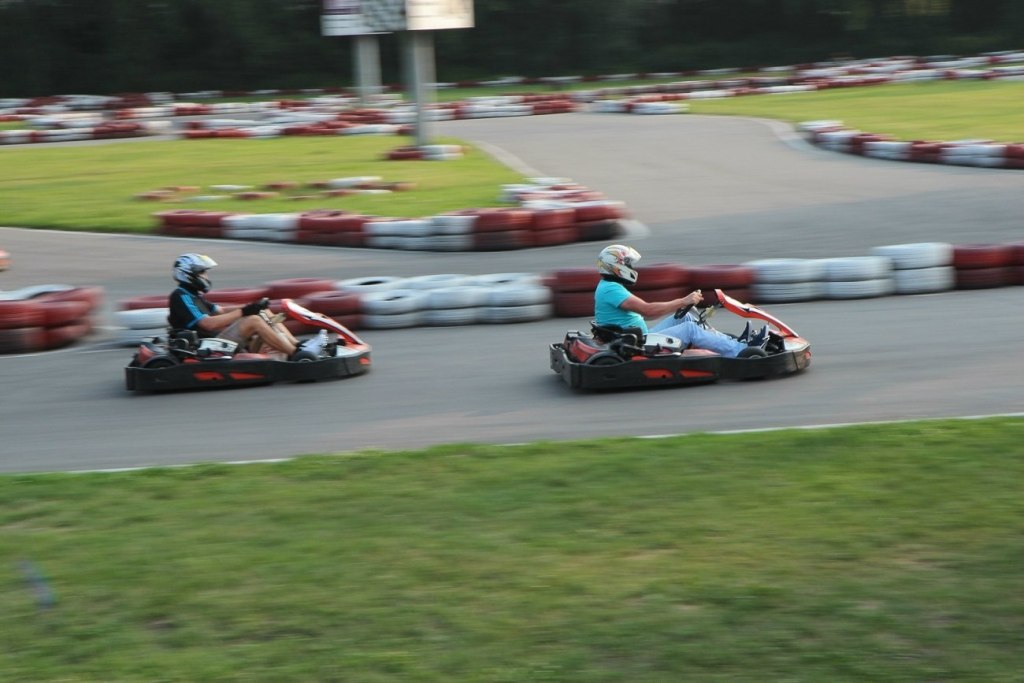 «Жажда скорости» заменила старые карты на французские Sodi GT4 ...