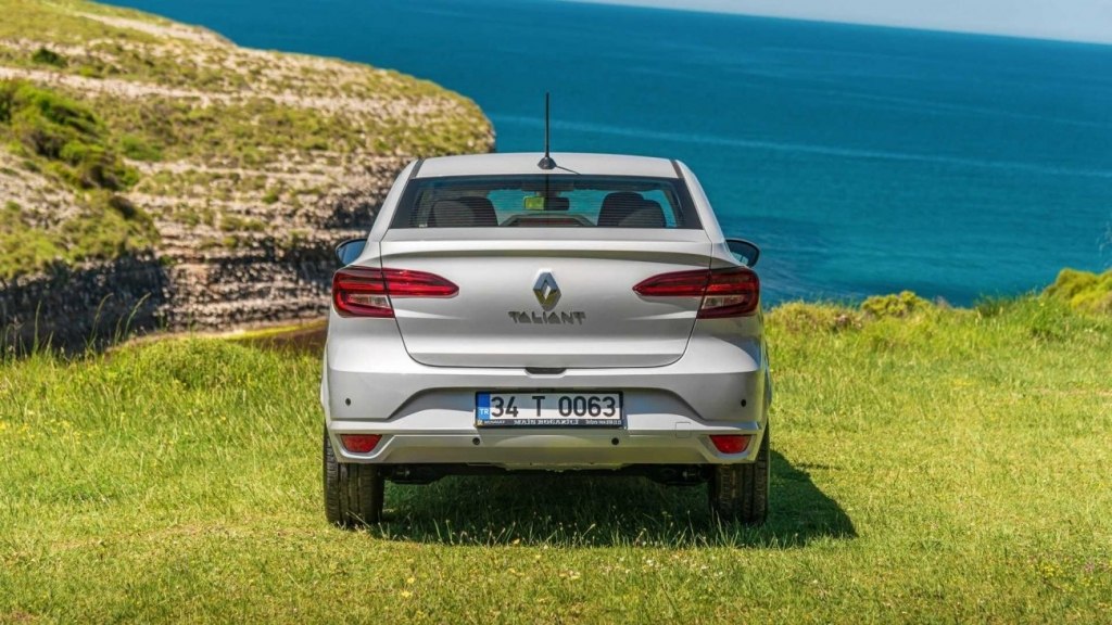 Renault Taliant: Logan-о заменитель. Новинки світового авторинку