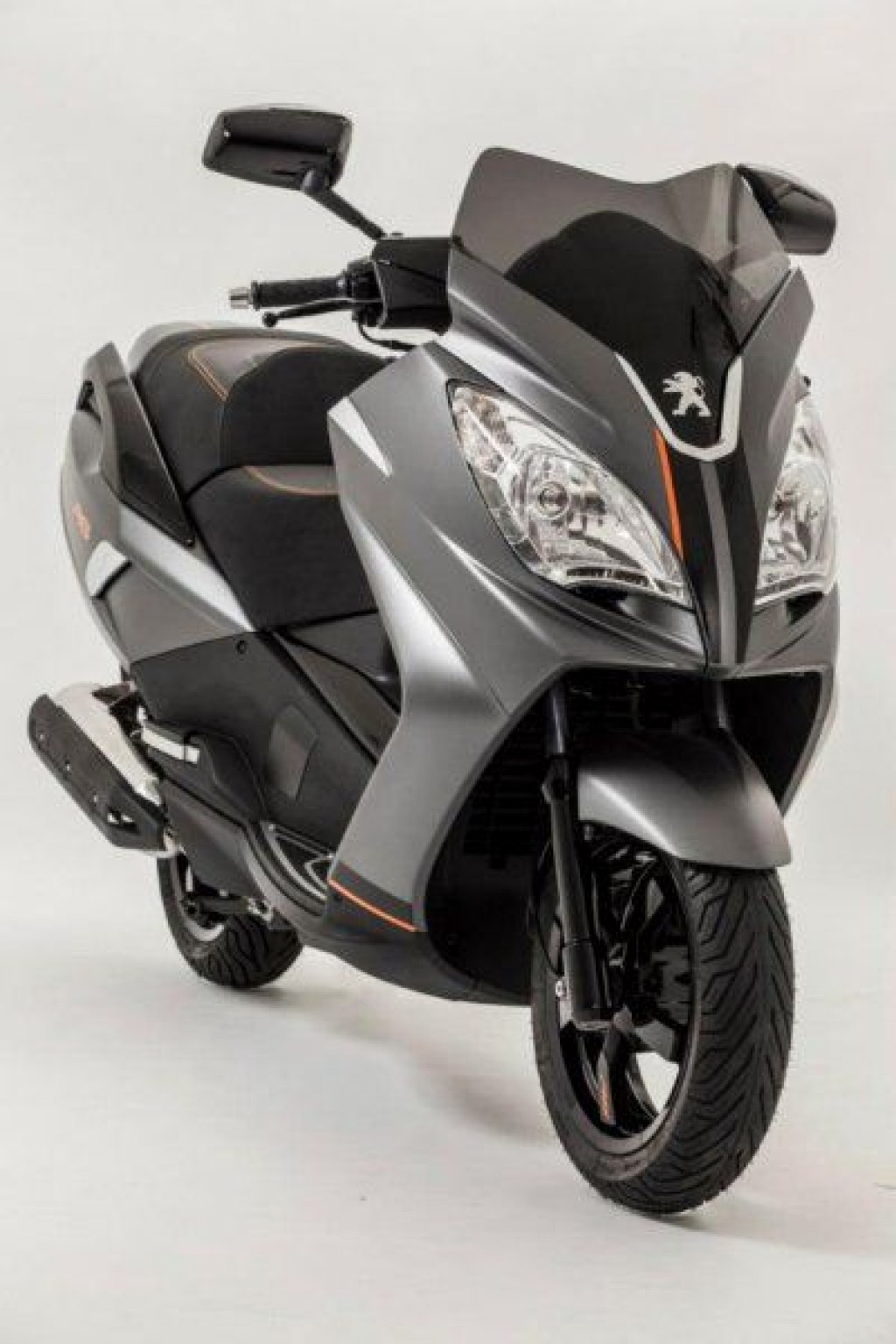 Особая серия Peugeot Satelis 125i RS. Новини моторинку