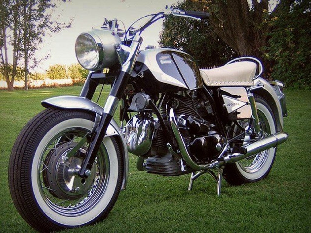 Ducati Apollo 1964 года - прототип с двигателем V4. Новини моторинку