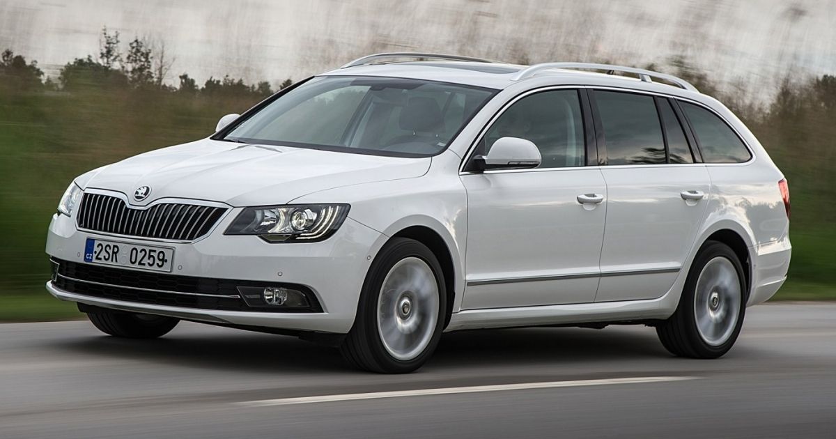 Обзор на 360 градусов Skoda Superb Combi