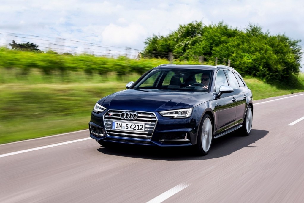 Audi S4 Avant (B9/8W) - цены, отзывы, характеристики S4 Avant (B9/8W) от Audi