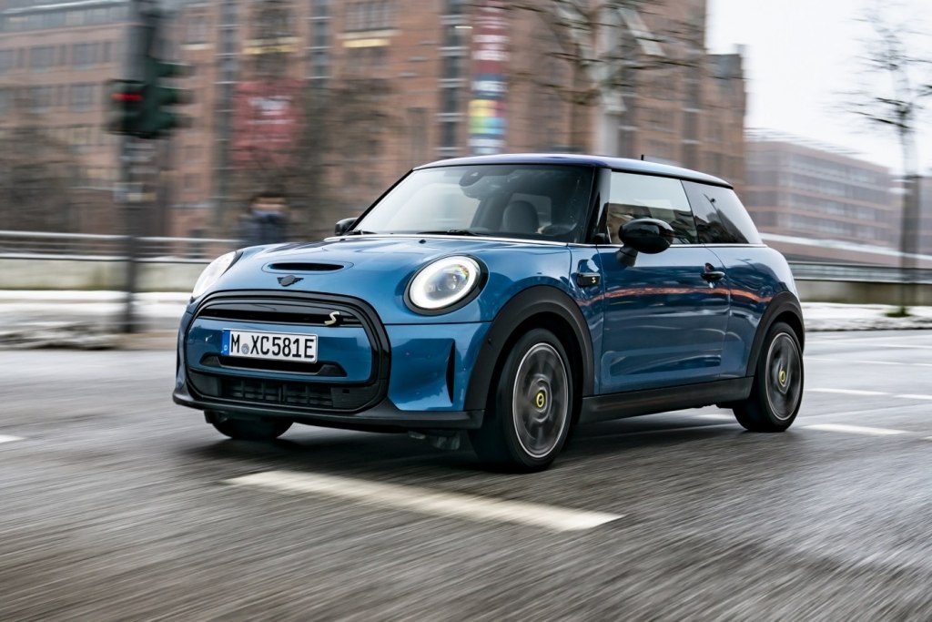 MINI Hatchback Electric - цены, отзывы, характеристики Hatchback ...